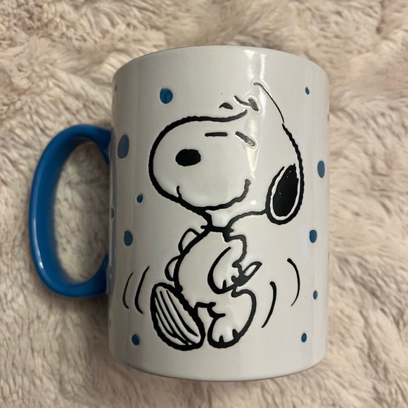 Peanuts Worldwide | Kitchen | Peanuts Snoopy Mug Blue Dots Freckled Joy ...